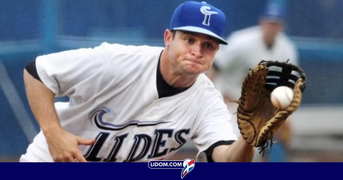 Licey recibe dos lanzadores y Buck Britton | Lidom