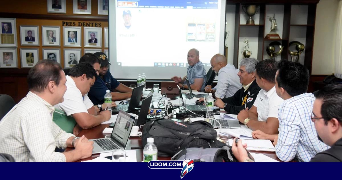 Águilas dejan en libertad a 15 jugadores | Lidom