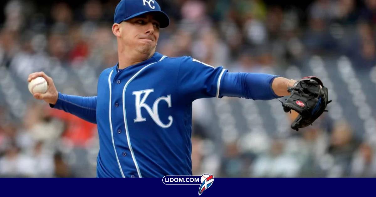 Licey contrata los lanzadores Heath Fillmyer y Kent Emanuel | Lidom