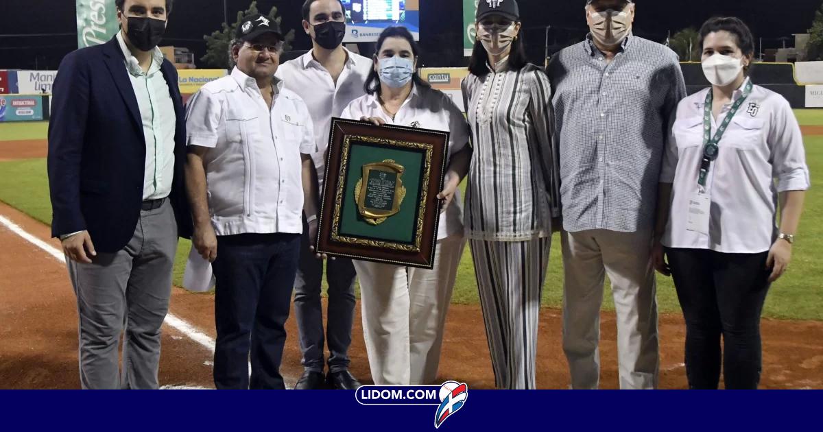 Las Estrellas rinden homenaje a Kalil Haché Malkum | Lidom