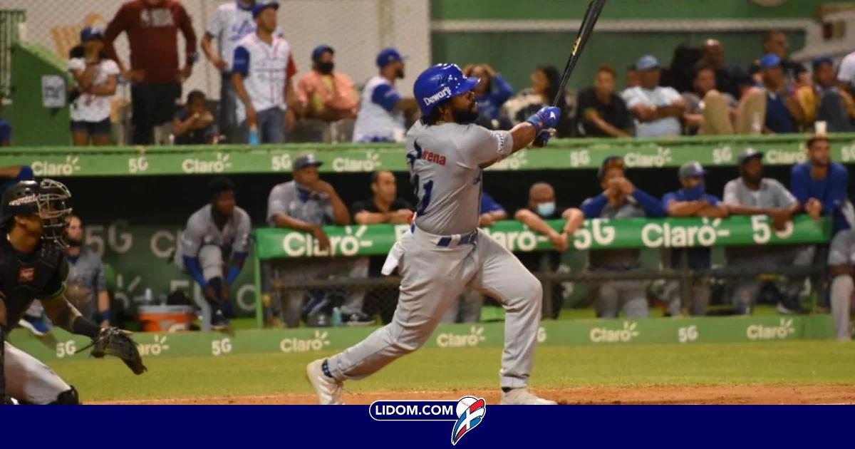 Licey escala el segundo lugar al ganarle a las Estrellas; DeShields el ...