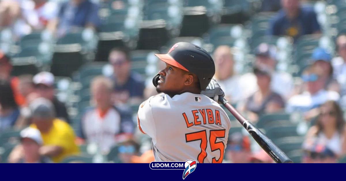 Leyba ajusta el bateo; ansioso por debutar con el Licey | Lidom