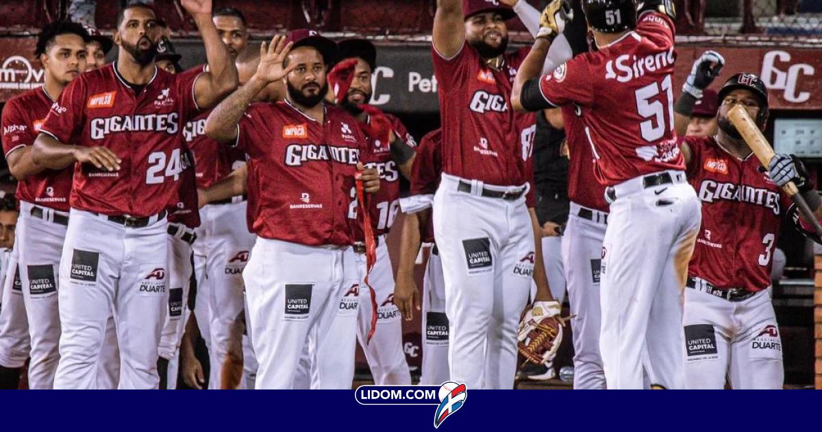El juego alegre de los Potros los mantiene en primer lugar | Lidom