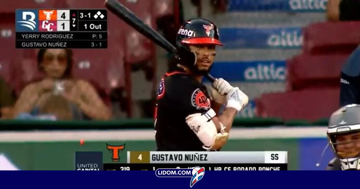 Gustavo Nuñez le pasa a Ralph Garr y Julián Javier en hits | Lidom