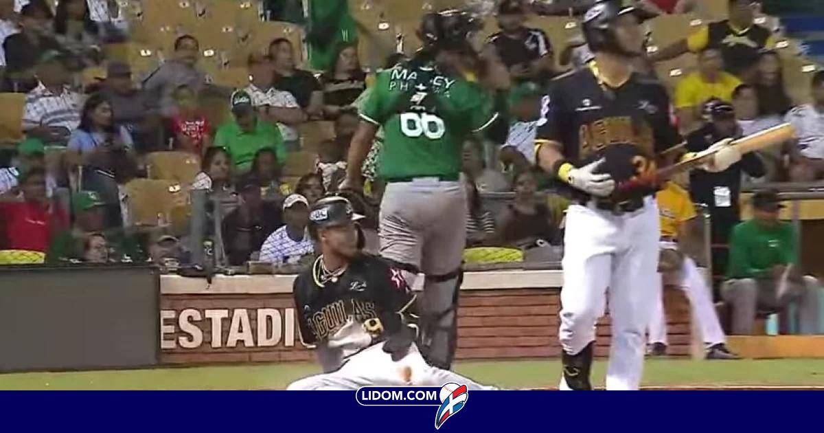 Bladimir Restituyo se roba el home en Santiago; El tercero del invierno ...