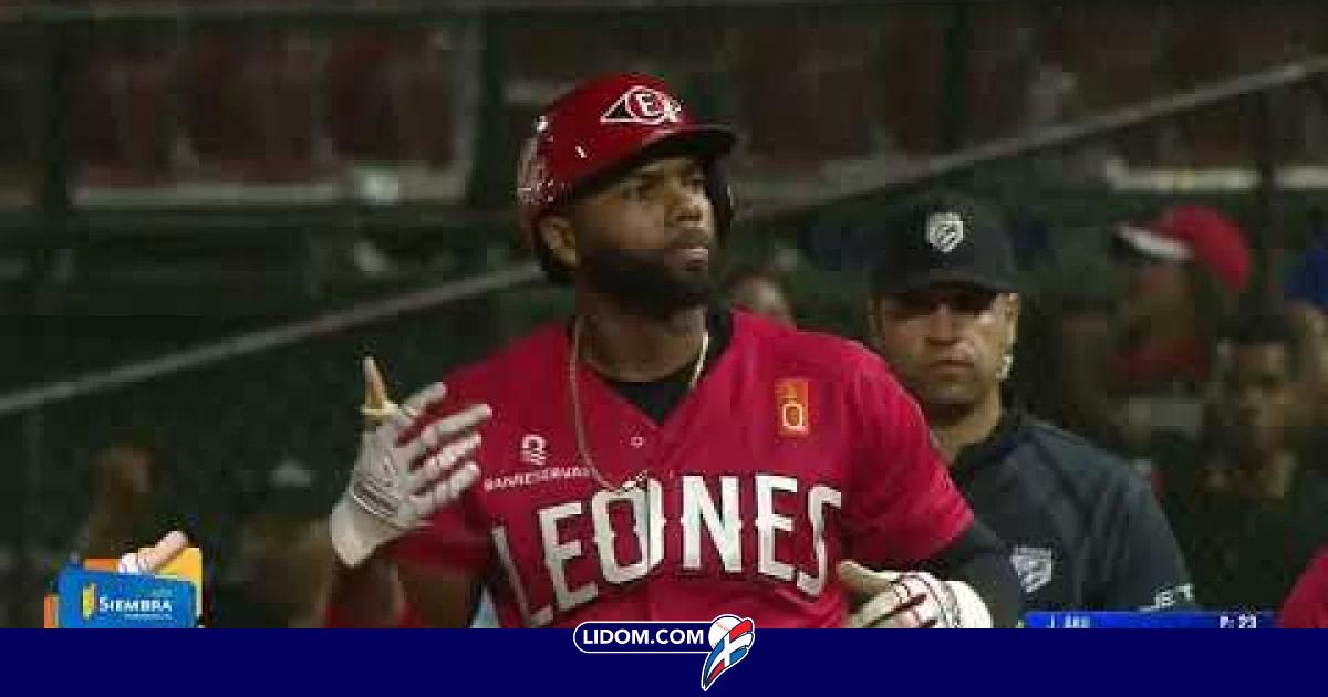 Aderlín Rodríguez trajo al home la tercera del Escogido 🦁👌🏻 | Lidom