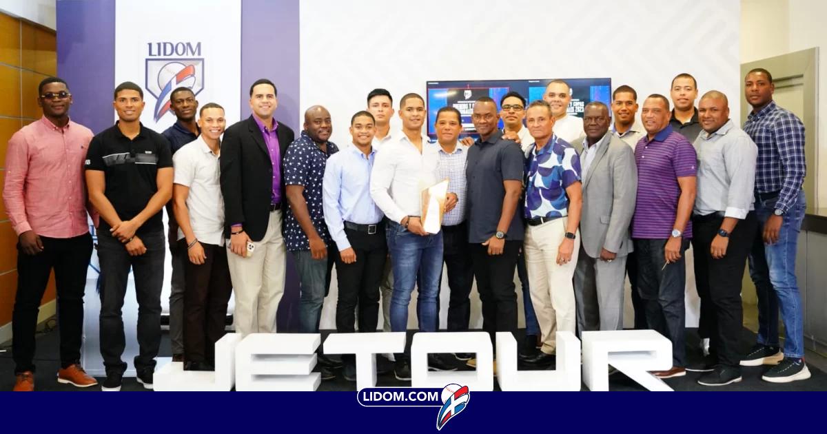 LIDOM premia a los mejores de la temporada y entrega copas regionales ...
