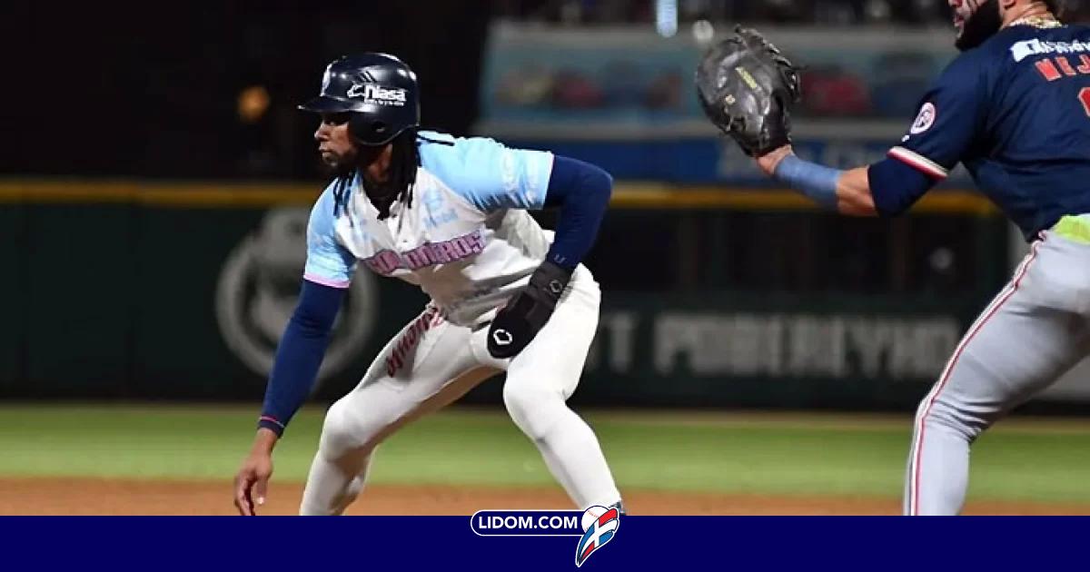 El dominicano Rainel Rosario jugará con los Leones del Caracas | Lidom
