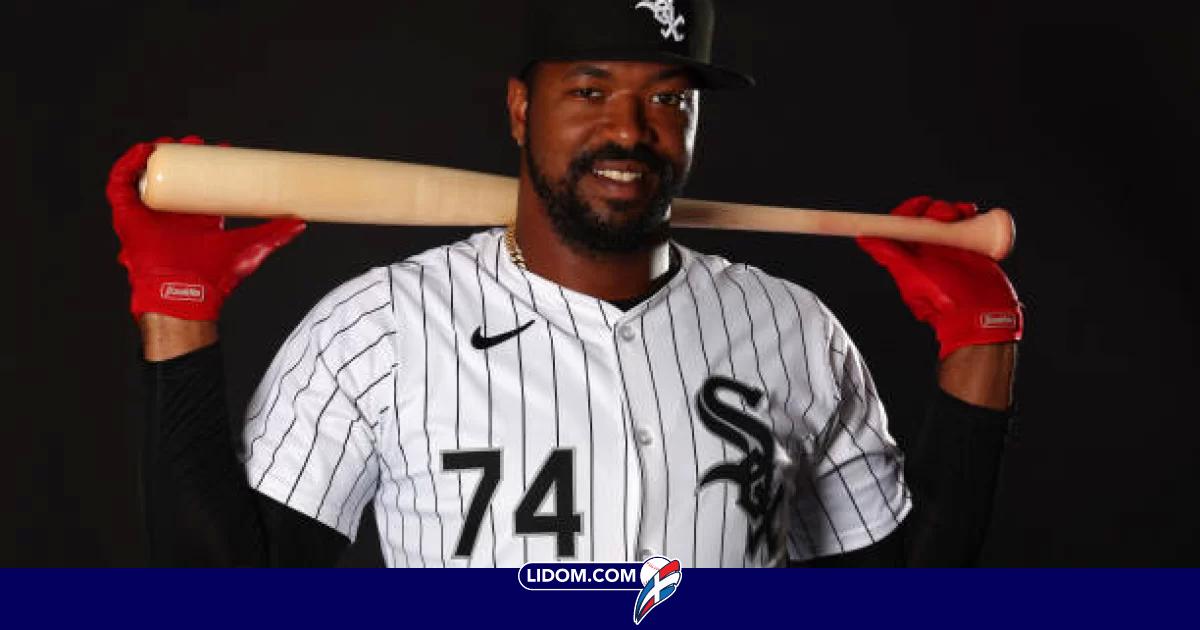 Eloy Jiménez es el líder en hits de los entrenamientos | Lidom