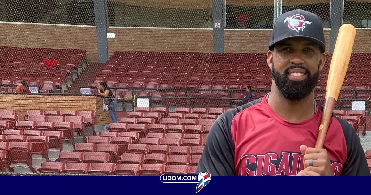 Carlos Peguero empató con Domingo Martínez en lideratos de jonrones | Lidom