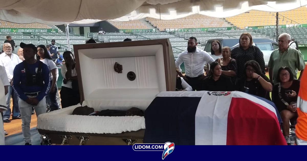 Exponen cadáver de Rico Carty en Estadio Tetelo Vargas | Lidom