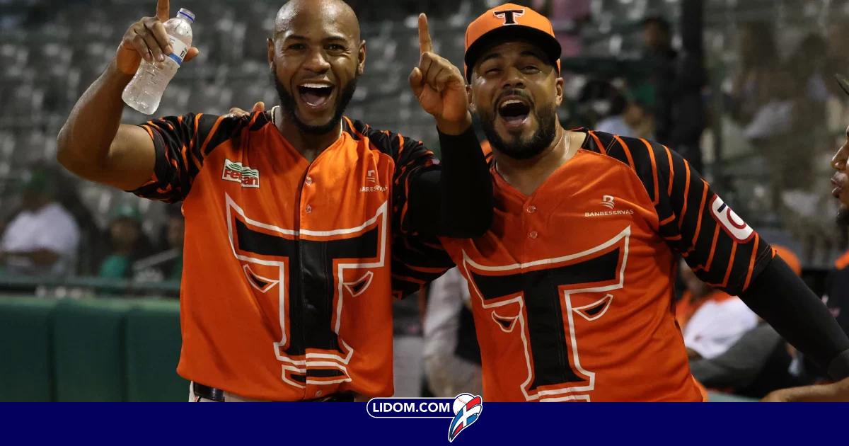 Bryan de la Cruz dispara otro jonrón con bases llenas | Lidom